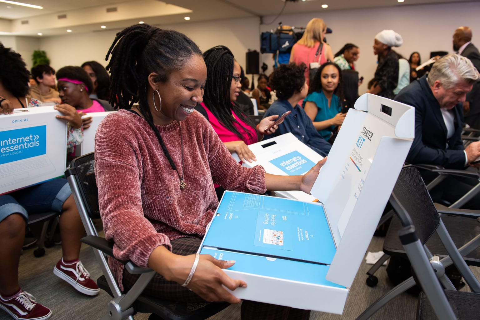 Installing Xfinity Internet services with a self-install kit | Comcast ...